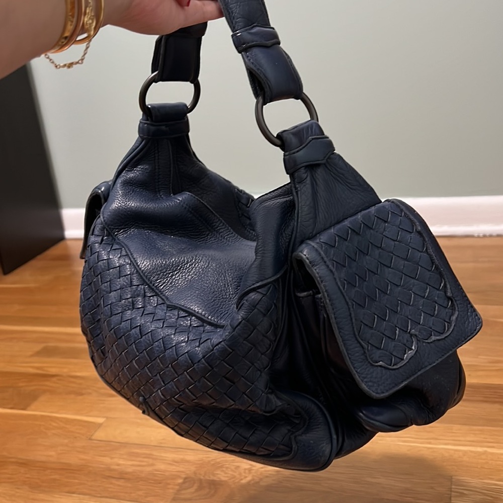 Bottega Veneta Navy Woven Leather Large Shoulder Bag - Gem